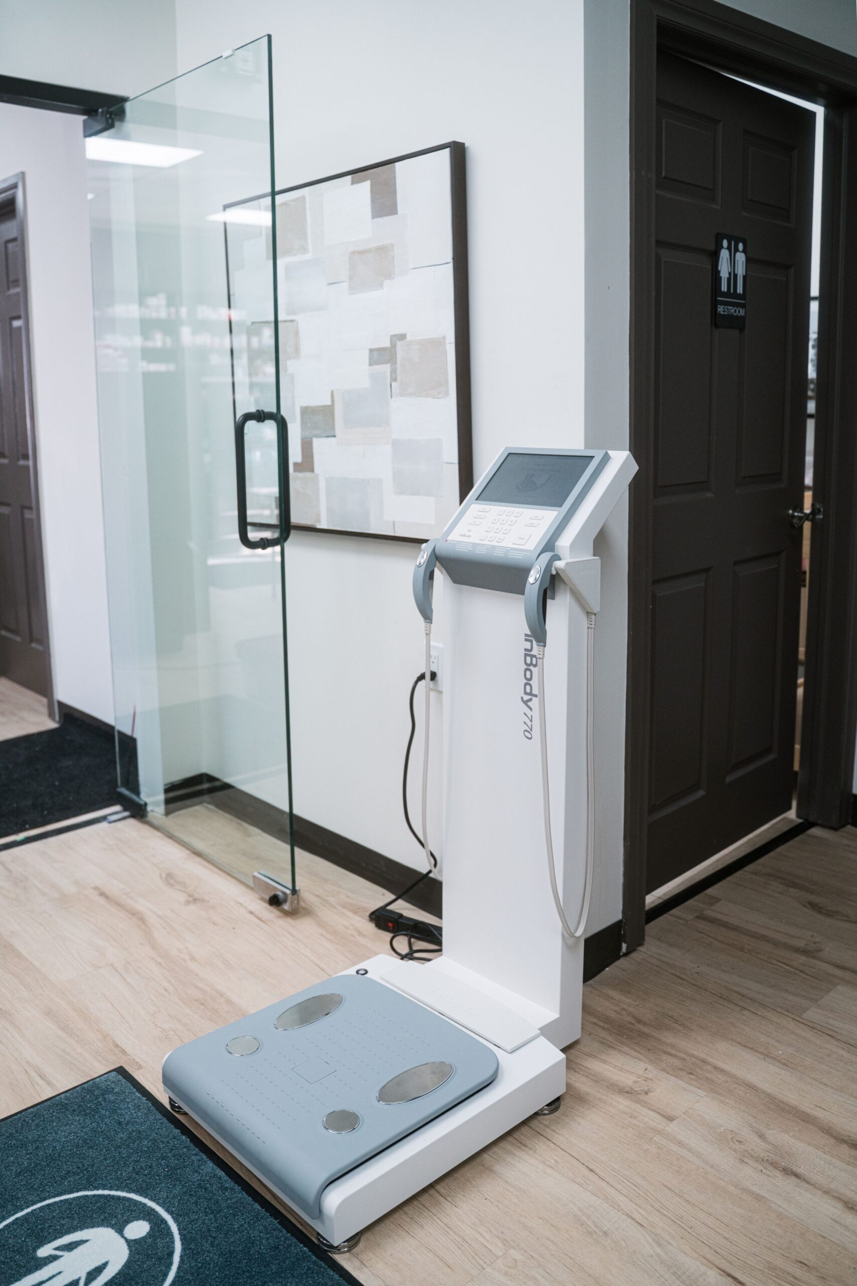 Dr. Joy Void-Holmes Wins ‘Favorite Hygiene Instructor’ at 2025 Nifty ...